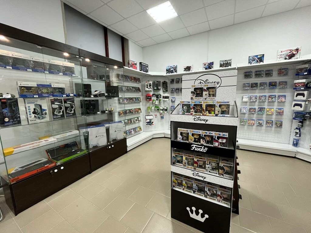 Oyun ve oyun konsolu firmaları GameShop, Peterhof, foto