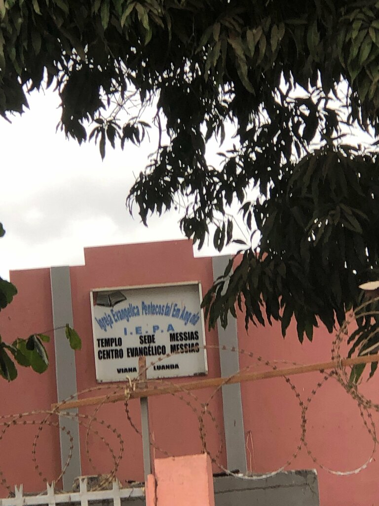 Protestan kilisesi Igreja Evangélica Pentecostal em Angola, Loanda, foto