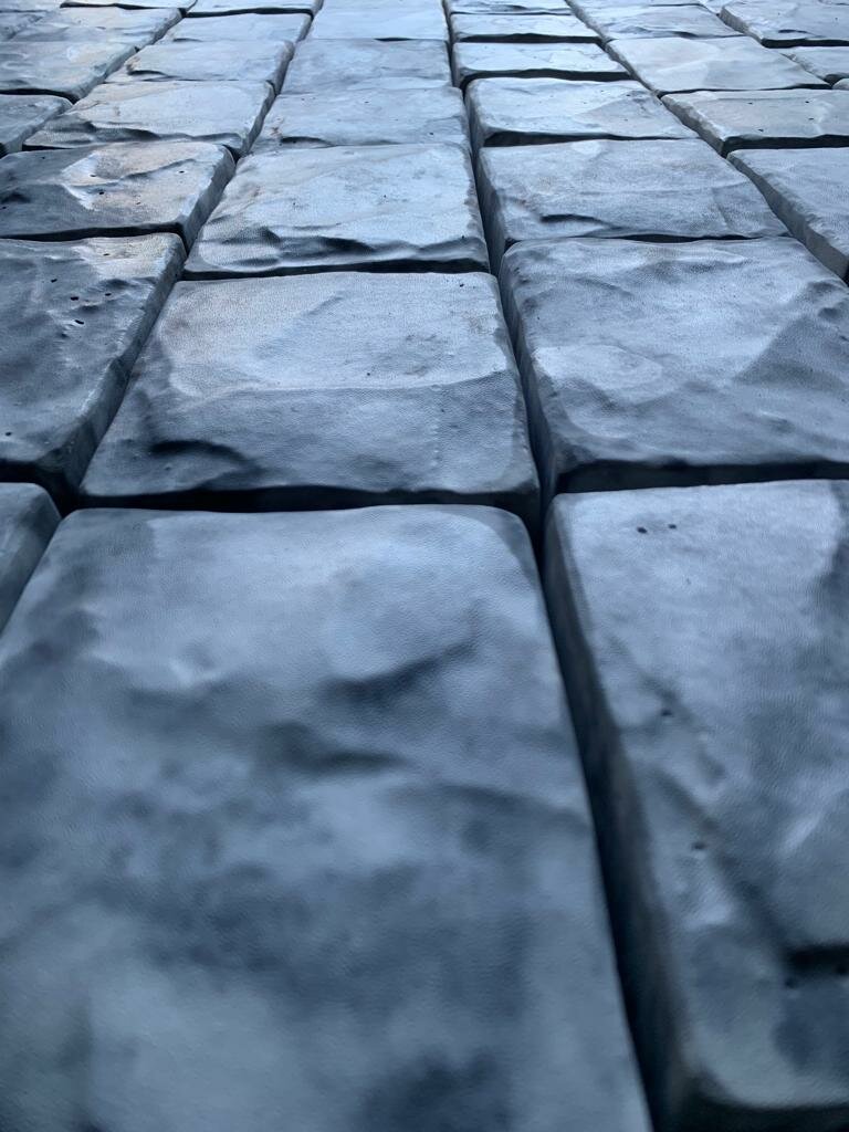 Kaldırım taşları Weissgo, Moskova ve Moskovskaya oblastı, foto