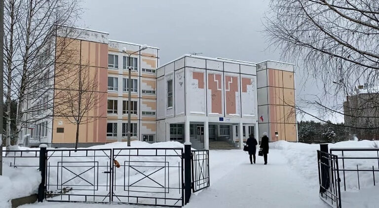 Fen lisesi, sosyal bilimler lisesi Гимназия с углублённым изучением отдельных предметов, Velikiy Ustug, foto