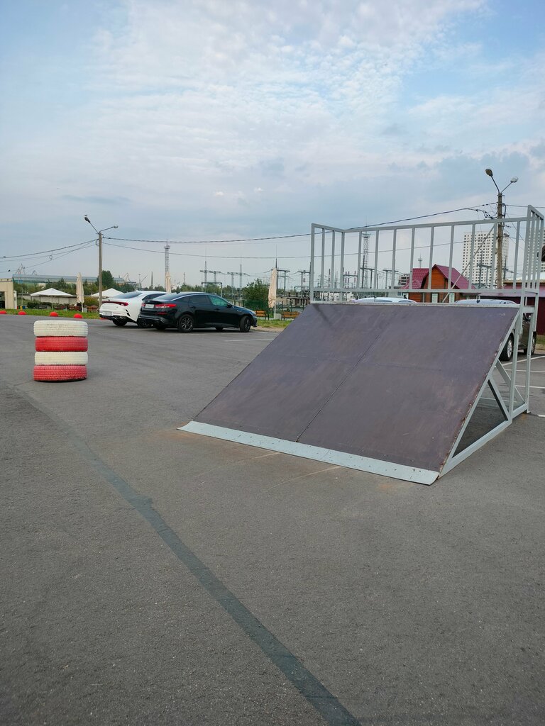 Spor alanı Трюковая площадка, Saint‑Petersburg, foto