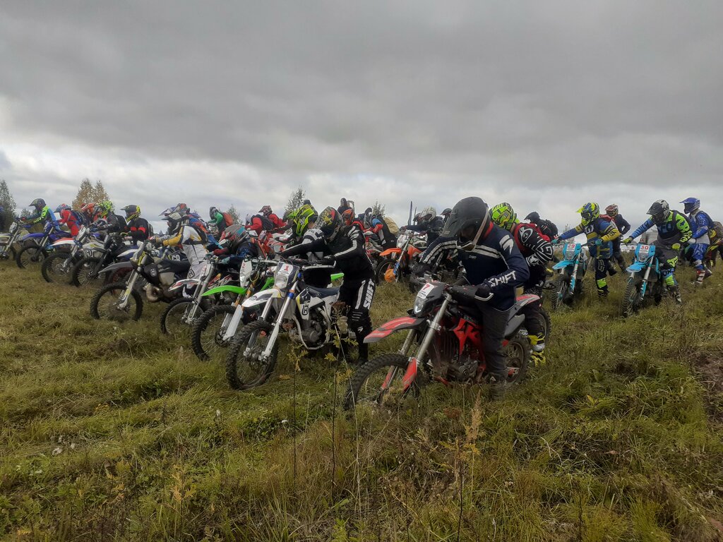 Motosiklet pisti Эндуро трасса, Vologodskaya oblastı, foto