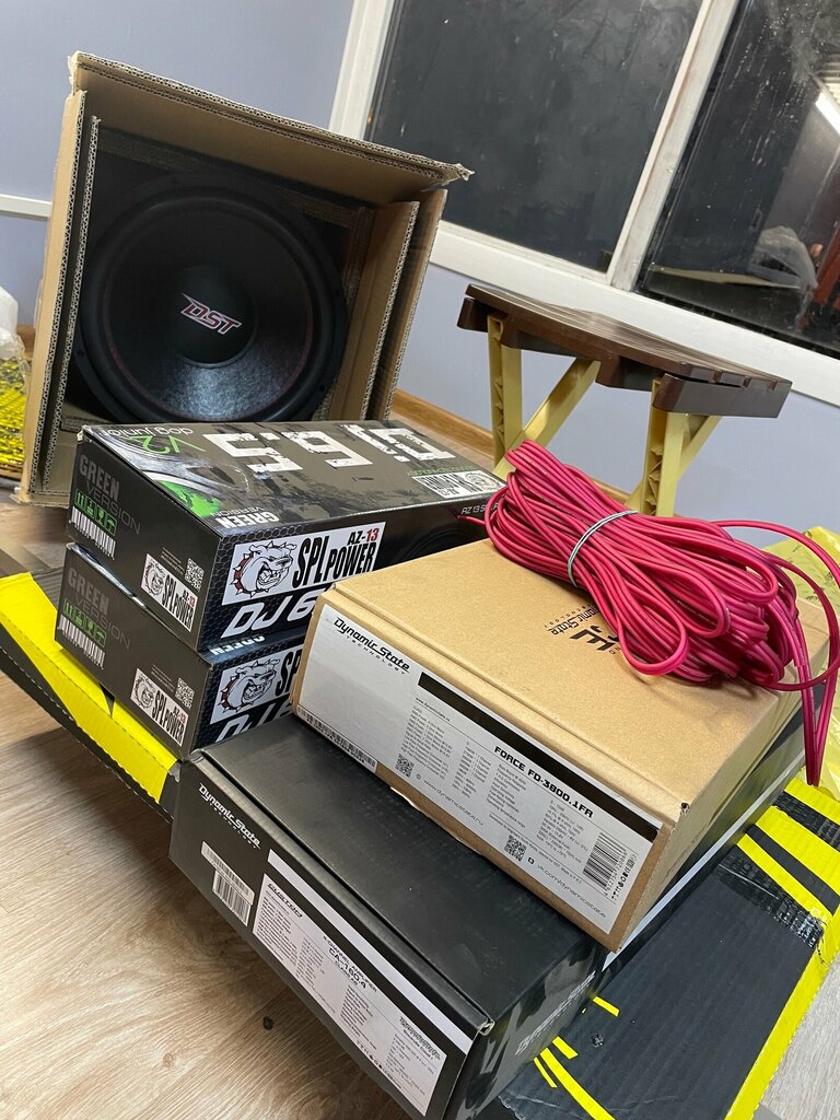 Oto ses sistemleri Garage Band, Saint‑Petersburg, foto