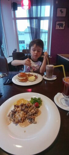 Kafe Restoranny kompleks Severnoye siyaniye, Krasnoyarsk, foto
