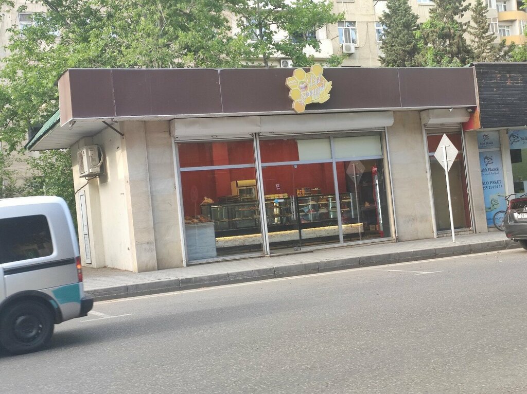 Ekmek fırını Bal Şirniyyat, Bakü, foto