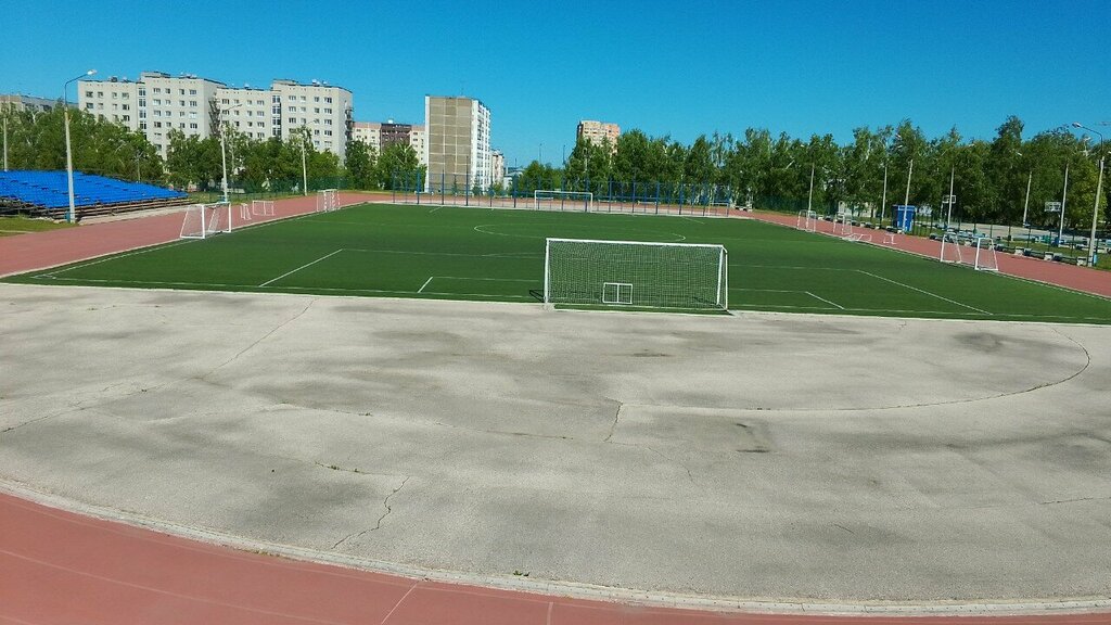 Stadyum Стадион УлГТУ, Ulyanovsk, foto