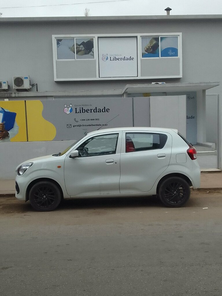 Askeri hastaneler Centro medico liberdade, Loanda, foto