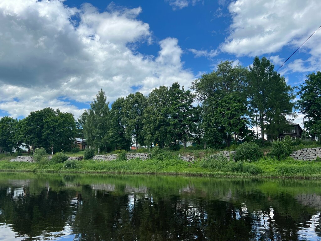 Müzeler ve sanat galerileri Музей Боровичских порогов, Novgorodskaya oblastı, foto