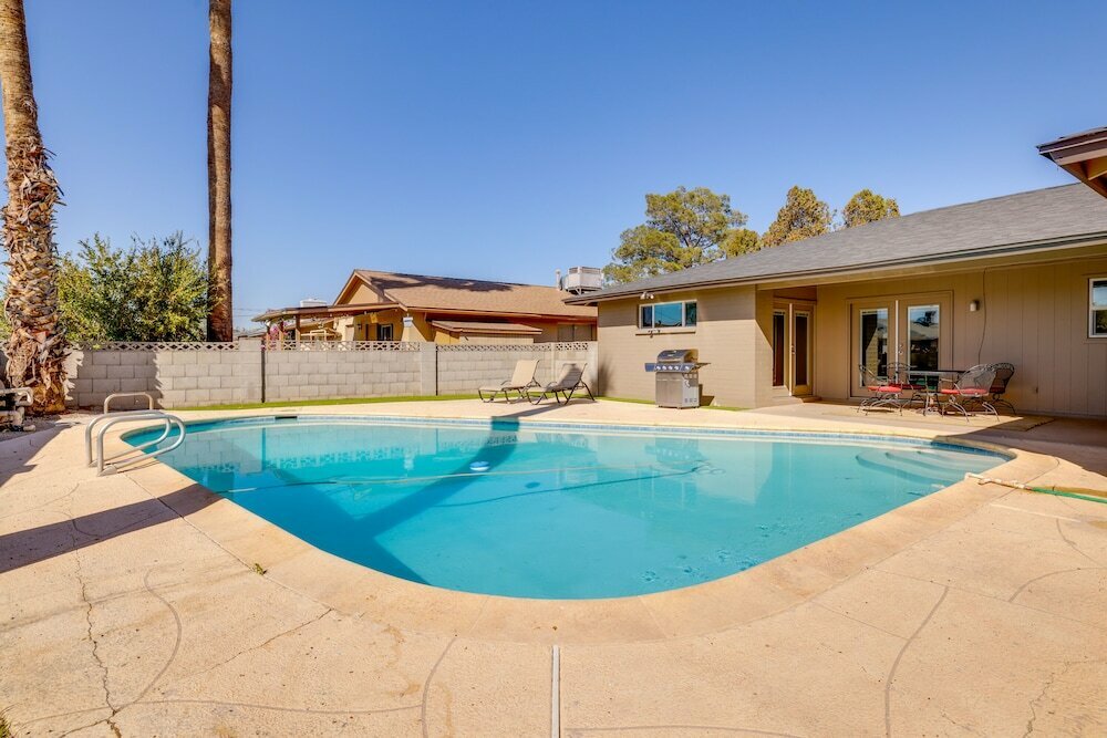 Otel Charming Tempe Home W Pool & Putting Green!, Tempe, foto