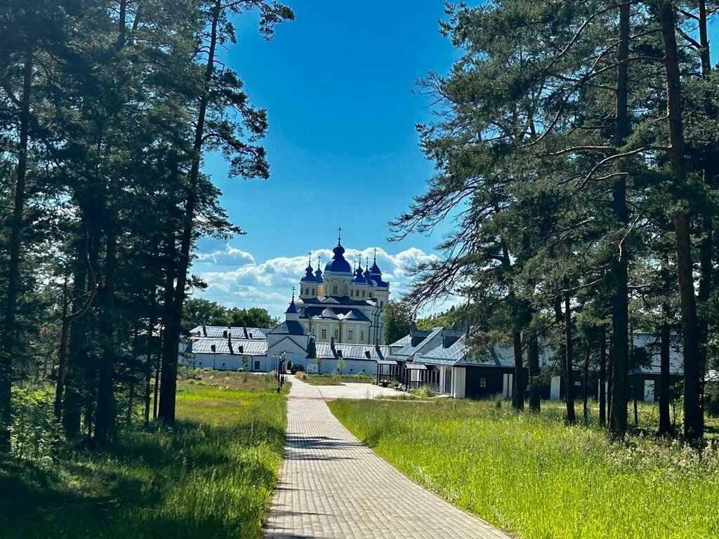 Geziler Konevskiy monastur, Saint‑Petersburg, foto