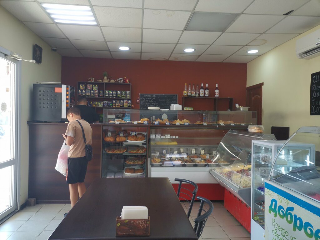 Kahve dükkanları Coffe story, Feodosya (Kefe), foto