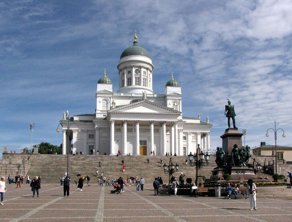 Park, sokak heykeli Statue of Alexander II, Helsinki, foto
