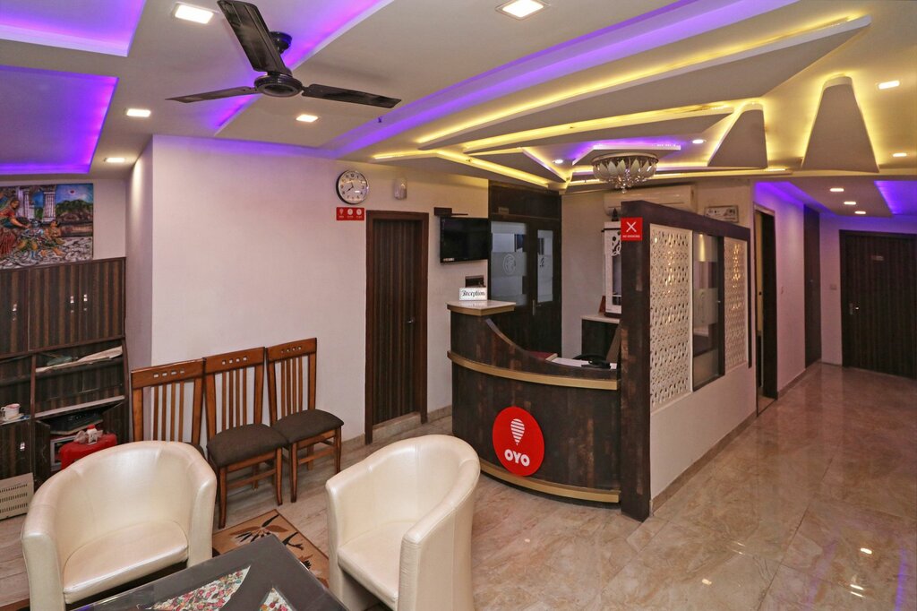 Otel Oyo 11648 Cp Residency, Uttar Pradeş, foto