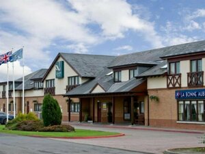 Holiday Inn Express Edinburgh Airport, an Ihg Hotel (Scotland, Edinburgh, Ratho Station), otel  Edinburgh'dan