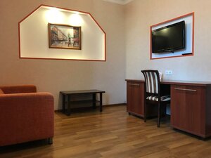Avalman (Abakanskaya ulitsa No:3Г, Barnaul), otel  Barnaul'dan