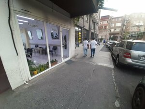 Hovig Garo (Yeznik Koghbatsi Street No:20/1, Yerevan), berberler  Erivan'dan