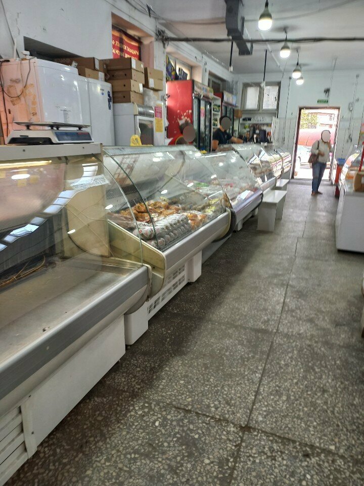 Kasap, şarküteri Sausage World, Semey, foto