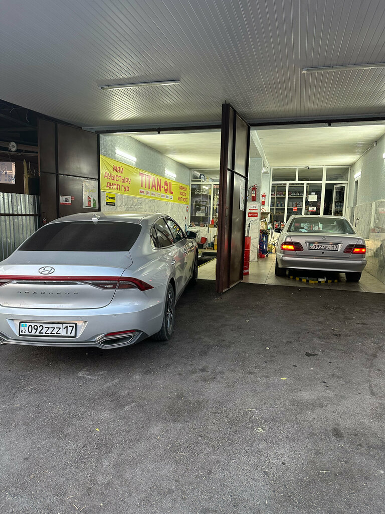 Express yağ değişim noktası Pro Fix, Çimkent (Şımkent), foto