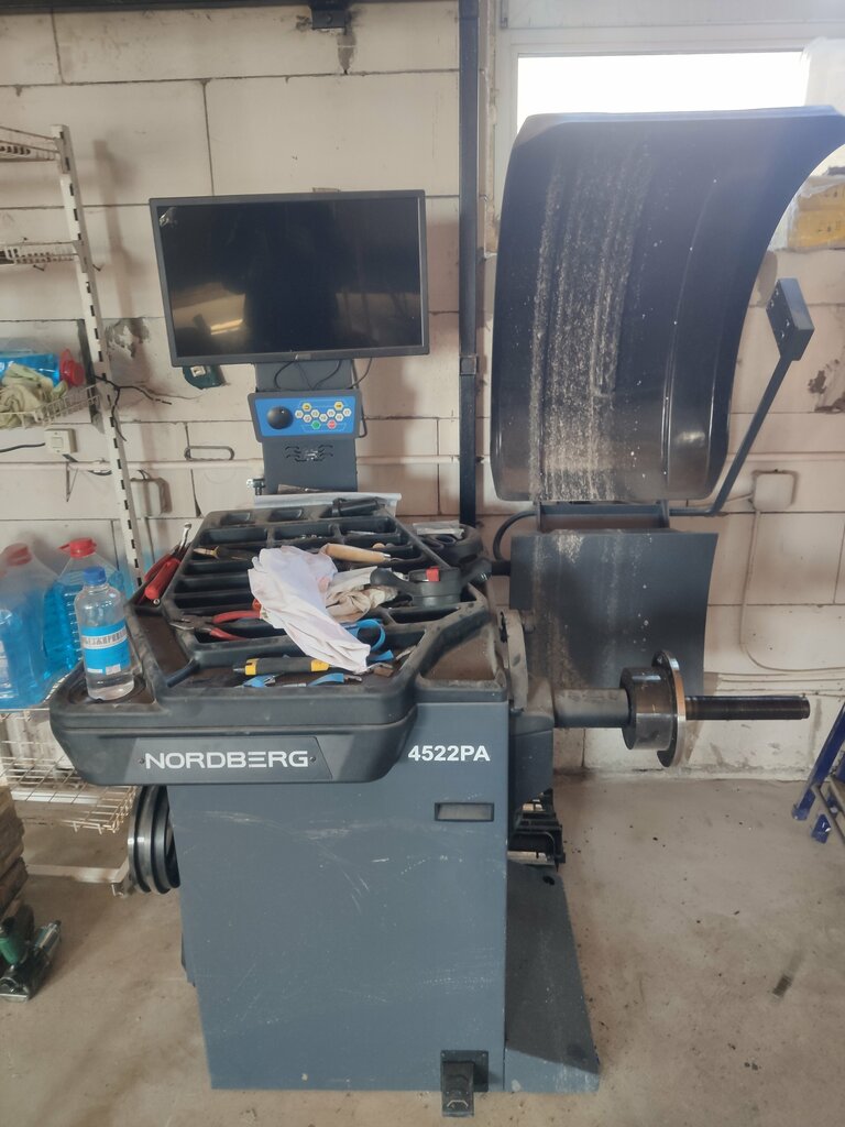 Otomobil servisi Автосервис, автотехцентр, Kalujskaya oblastı, foto