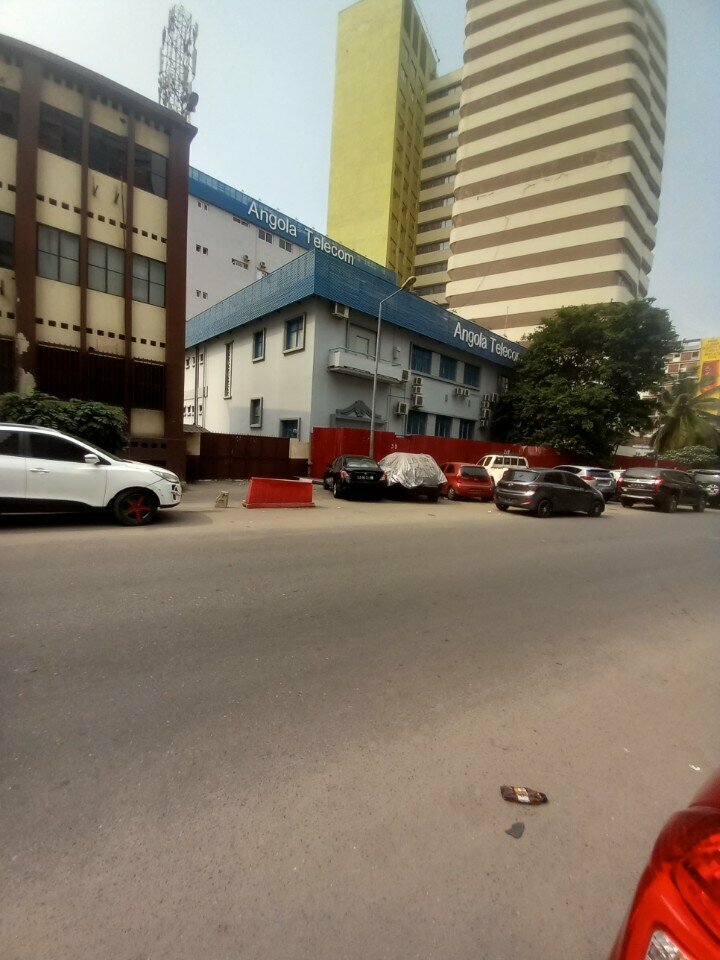 Belediyeler, devlet daireleri Angola telecom, Loanda, foto