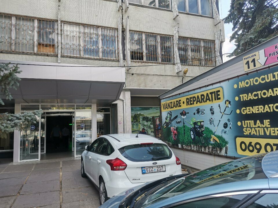 Tarım makineleri, ekipmanlar Romanciuc Roma si Co, Kişinev, foto