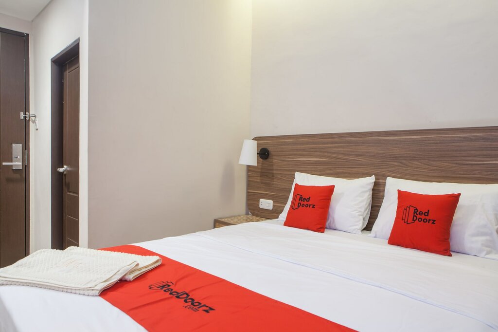 Otel RedDoorz @ Wiyung 2, Surabaya, foto