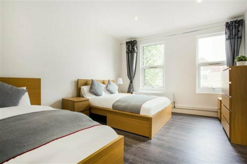 Otel Broadway Inn by Oyo Rooms, Londra, foto