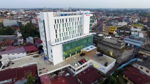 Odua Weston Jambi (Jalan Gatot Subroto), otel  Jambi'den