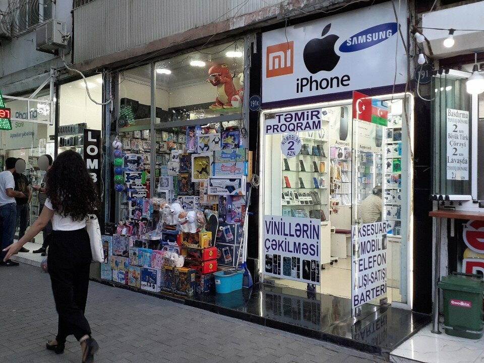 Cep telefonu ve aksesuarları satış mağazaları Nlt telekom, Bakü, foto