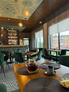 Kafe Vitraj (Kalininskaya ulitsa No:40Б), kafe  Lesozavodsk'tan