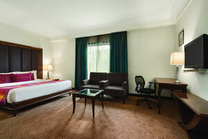 Ramada by Wyndham Jalandhar City Centre (Namdev Chowk, G.T. Road, Jalandhar, Punjab-144001, INDIA), otel  Jalandhar'dan