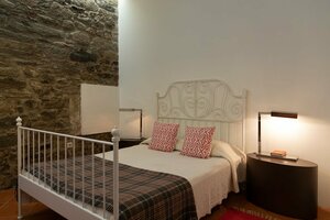 Casa do Vale (Santarém, Ourém, Vale do Freixo), otel  Vila Real'dan