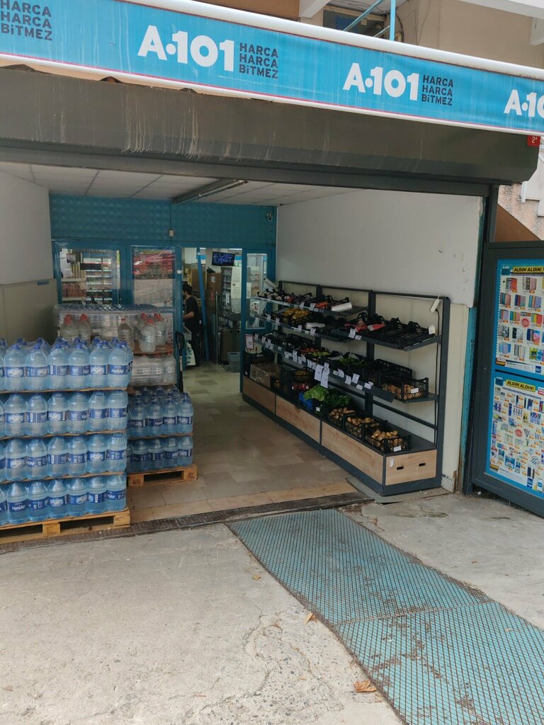Süpermarket A101, İstanbul, foto
