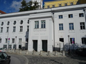 Stadttheater Passau (Bavaria, Passau, Gottfried-Schäffer-Straße), tiyatrolar  Passau'dan