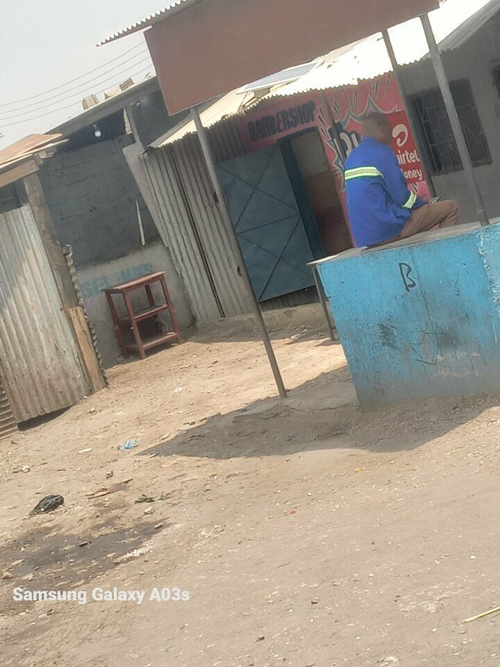 Berberler Ukwao Barber Shop, Lusaka, foto