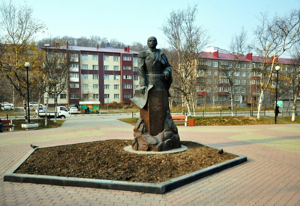 Anıt, heykel Корсаков, Korsakov, foto