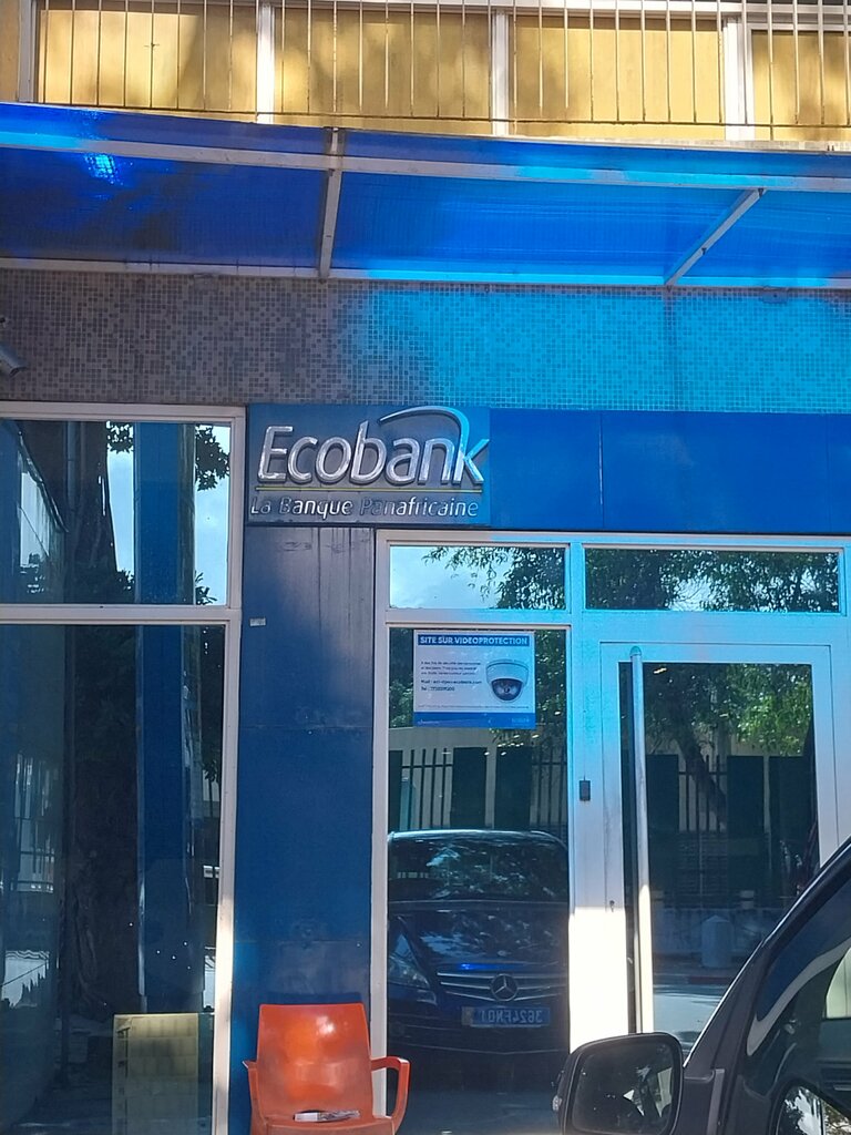 Banka Ecobank, Abican, foto