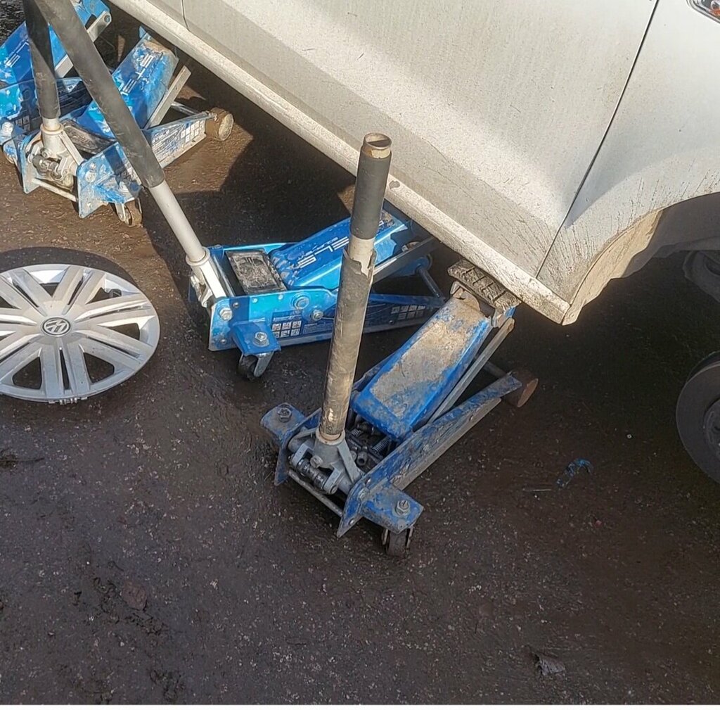 Oto lastik tamiri Шина Сервис, Samara, foto