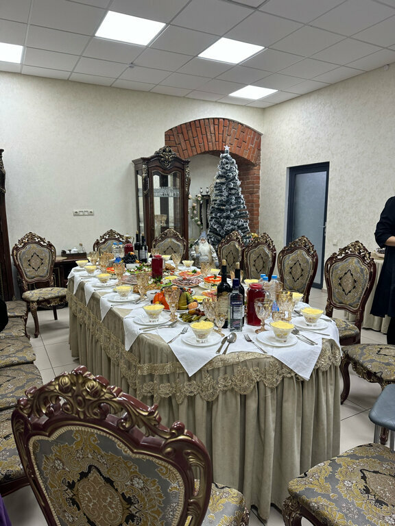 Kantin, yemekhane Трапеза, Bügülme, foto