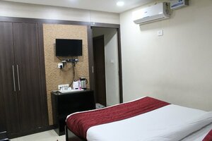 Adb Rooms Park Inn Varanasi (State of Uttar Pradesh, North Eastern Railway, Manduadih Railway Station), otel  Varanasi'den