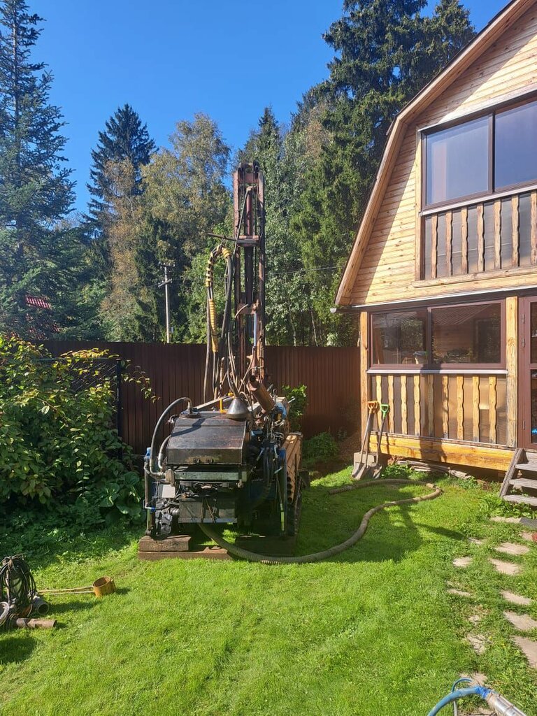 Sondaj çalışmaları Бурение скважин, Moskova ve Moskovskaya oblastı, foto