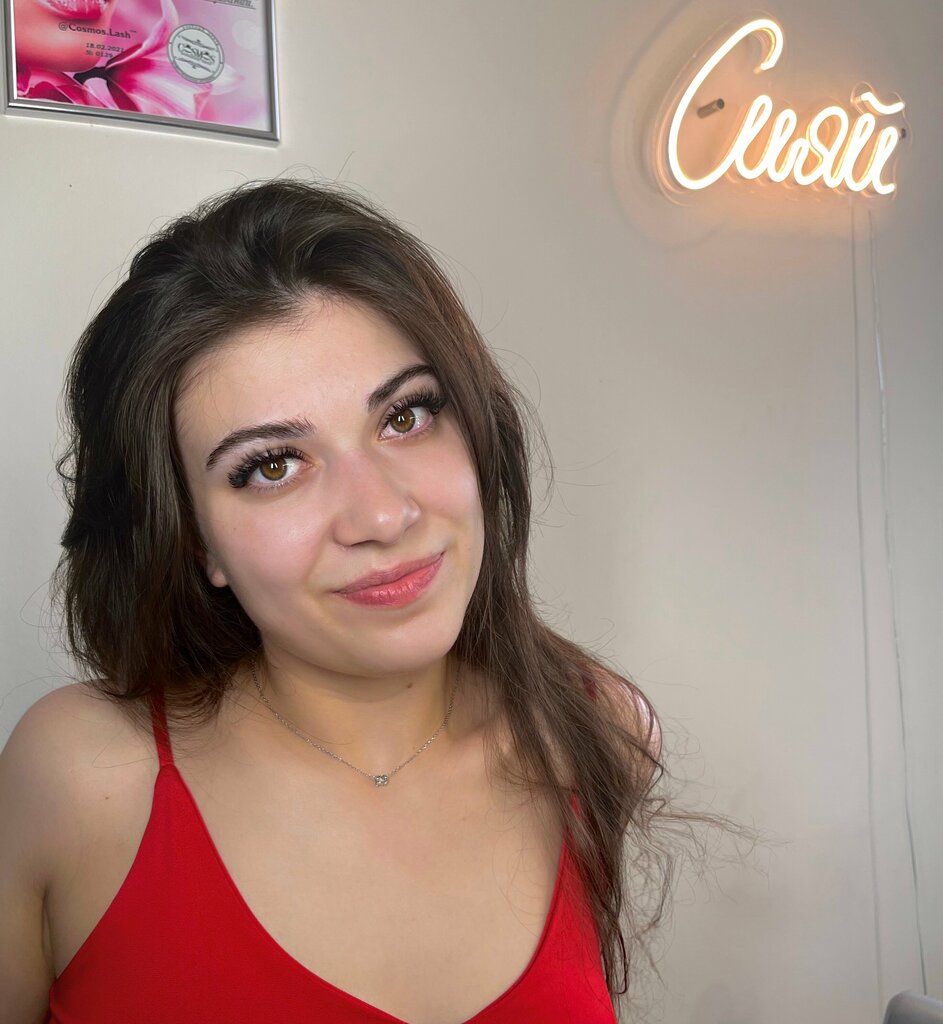 Kaş ve kirpik salonu KarinaLashes, Saint‑Petersburg, foto