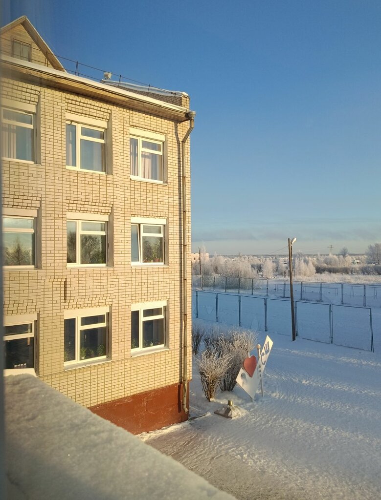 Ortaokul Yemetskaya shkola Srednego Obshchego Obrazovaniya, Arhangelskaya oblastı, foto