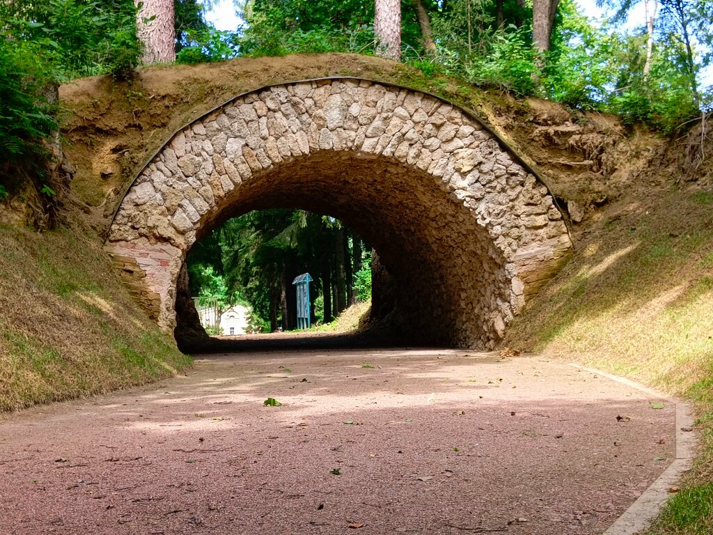 Turistik yerler Туфовая арка, Saint‑Petersburg, foto