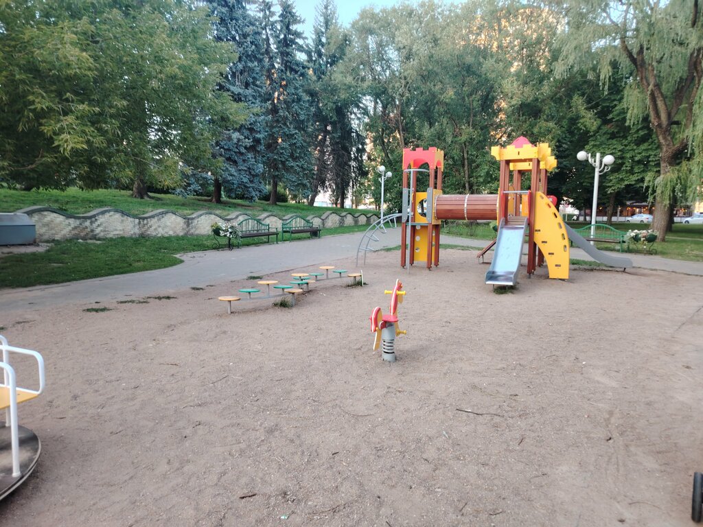 Oyun alanı Playground, Minsk, foto