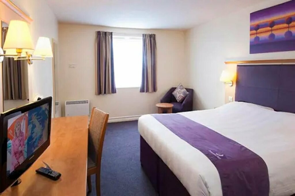 Otel Premier Inn Warrington (a49, İngiltere, foto