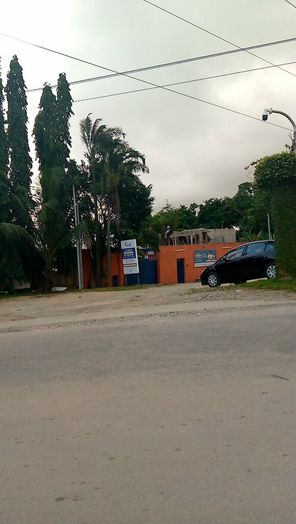 Üniversiteler International Institute of Management Abidjan, Abican, foto