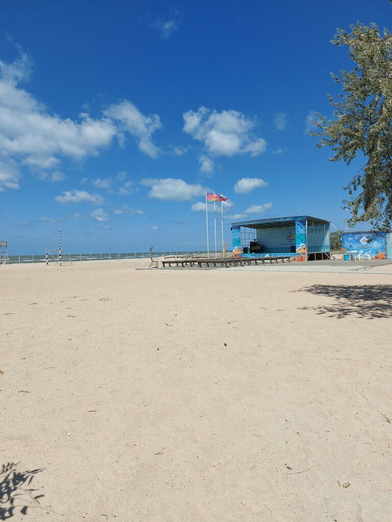 Yaz kampı Лебяжий берег, Krasnodarski krayı, foto