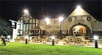 Otel The Dog and Doublet Inn, İngiltere, foto