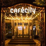 CafeCity Fountain (Islam Safarli Street No:1), kafe  Bakü'den